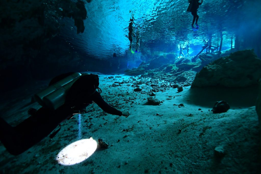 Cenote Dos Ojos - Dive in the cenotes of Tulum Mexico - List of cenotes